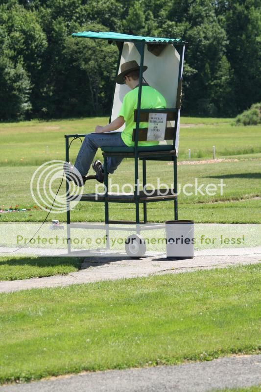 Need Trap scorer's chair plans | Trapshooters Forum